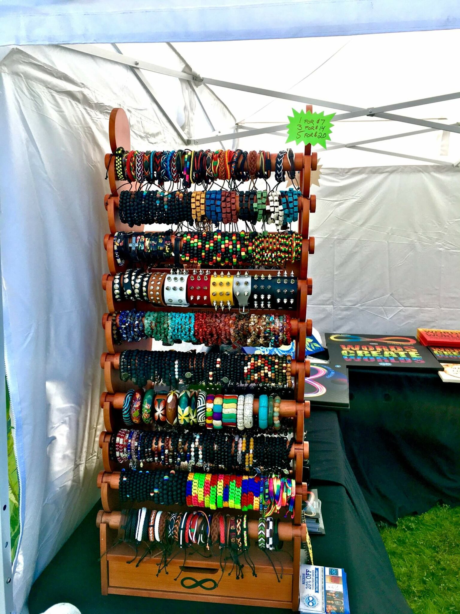 Giant Bracelet Display Gallery - Giant Bracelet Display